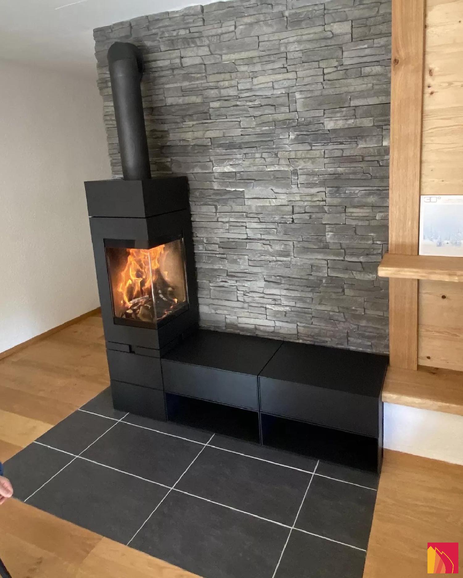 Skantherm Elements 400 angle - Poêle à bois en acier ou en fonte